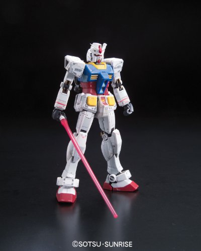 Bandai Hobby Bandai #01 RX-78-2 Gundam 1/144, Real Grade (BAN163280)