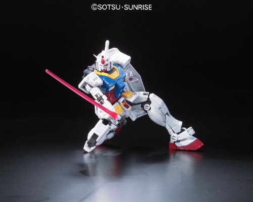 Bandai Hobby Bandai #01 RX-78-2 Gundam 1/144, Real Grade (BAN163280)