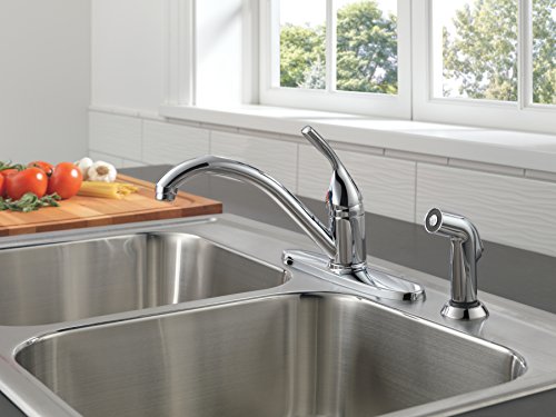 Delta Faucet Classic Single-Handle Kitchen Sink Faucet with Side Sprayer in Matching Finish, Chrome 400-DST