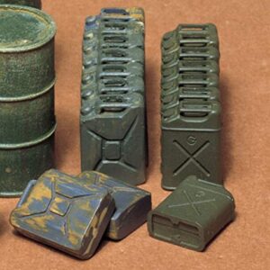 Tamiya Models Oil Drums/Jerry Cans/Buckets