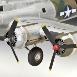 Revell of Germany 04283 B-17G Flying Fortress