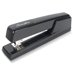 swingline stapler, 747, classic desktop stapler heavy duty, 30 sheet capacity, portable, durable metal stapler for office desk accessories or home office supplies, black (74701)