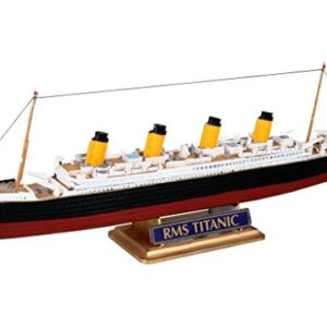 Revell 05804 22.3 cm R.M.S. Titanic Model Kit