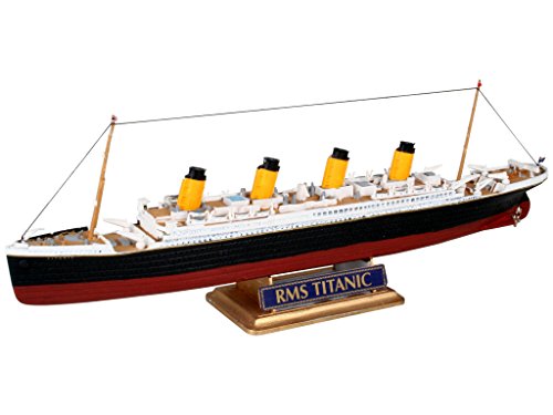 Revell 05804 22.3 cm R.M.S. Titanic Model Kit