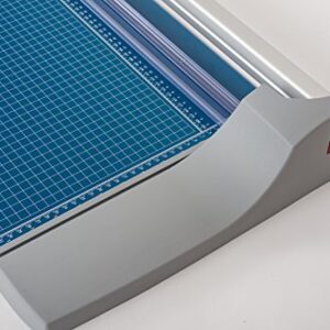 Dahle 446 Premium Rotary Trimmer, 36" Cut Length, 25 Sheet Capacity, Self-Sharpening, Automatic Clamp, German Engineered Paper Cutter