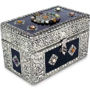 NOVICA Repousse Brass Velvet Lined Jewelry Box with Tray and Lock, Treasure Chest'