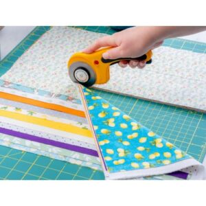 OLFA 60mm Ergonomic Rotary Cutter (RTY-3/DX) - Rotary Fabric Cutter w/ Blade Cover & Squeeze Trigger for Quilting, Sewing, Crafts, Replacement Blade: OLFA RB60-1