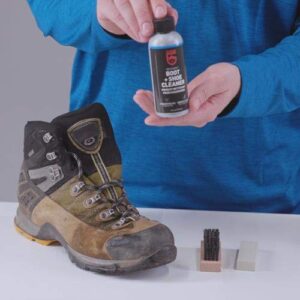 GEAR AID Revivex Boot and Shoe Cleaner for Leather, Suede and Fabric, Concentrated, 4 fl oz (36250)