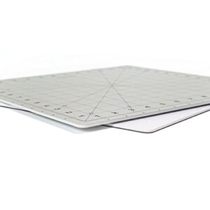 Fiskars 14x14 Inch Self Healing Rotating Cutting Mat