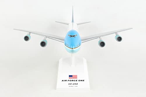 SkyMarks SKR041 Air Force One Boeing 747-200 VC25 1:250 Scale Desktop Model with Stand