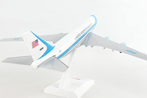 SkyMarks SKR041 Air Force One Boeing 747-200 VC25 1:250 Scale Desktop Model with Stand