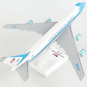 SkyMarks SKR041 Air Force One Boeing 747-200 VC25 1:250 Scale Desktop Model with Stand