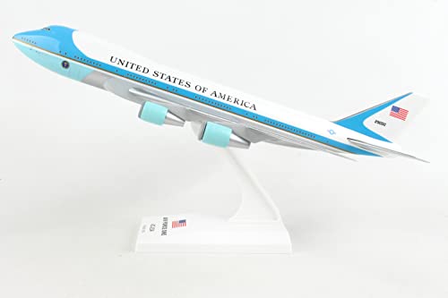 SkyMarks SKR041 Air Force One Boeing 747-200 VC25 1:250 Scale Desktop Model with Stand