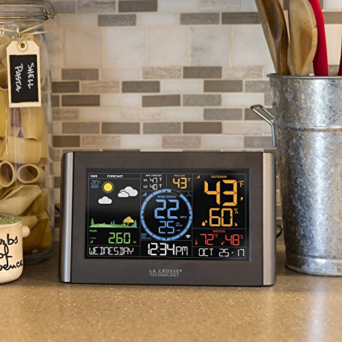 La Crosse Technology V22-WRTH-INT Professional Weather Station, Black/Silver