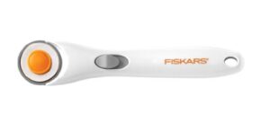 fiskars stick rotary cutter, 28mm