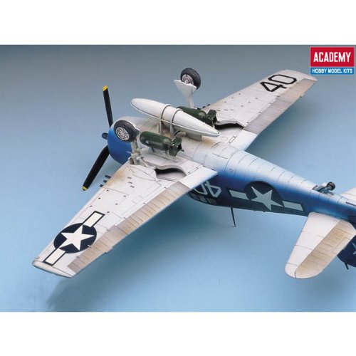 Academy WWII U.S. Navy Fighter F6F-3/5 Model Kit