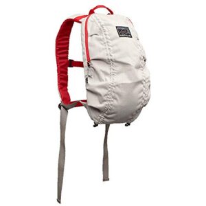 nathan packable runner’s pack. fold and stash this backpack in your carry-on bag. made specially for race gear. for men and women (7l capacity)