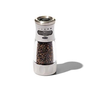 oxo good grips contoured mess-free pepper grinder