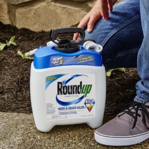 Roundup Ready-To-Use Weed & Grass Killer III -- with Pump 'N Go 2 Sprayer, Use in & Around Vegetable Gardens, Tree Rings, Flower Beds, Patios & More, Kills to the Root, 1.33 gal.