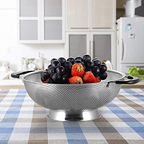 18/8 Stainless Steel Colander, Easy Grip Micro-Perforated 5-Quart Colander, Strainer with Riveted and Heat Resistant Handles, BPA Free. Great for Pasta, Noodles, Vegetables and Fruits