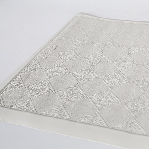 Rubbermaid Commercial Products Safti-Grip Bath and Shower Mat, Medium, White, Non-Slip for Tub