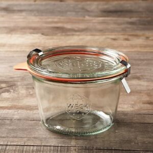 Weck 741 - 0.25 Liter Mold Jars with Lids - 6 Rings and 12 Clamps