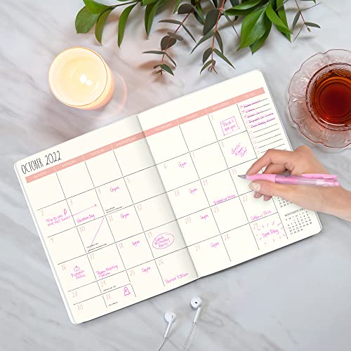 Rae Dunn by Orange Circle Studio Just Right 2022-2023 Monthly Planner - 17-Month Organizer with Full-Color Monthly Views, Storage Pocket & Elastic Closure - Future Looks Bright