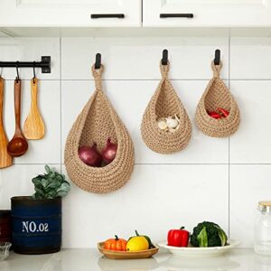 Honeydak Hanging Wall Basket Teardrop Baskets Onion Coat Bohemian Storage Fruit Hooks for Kitchen Home Restaurant Garlic Vegetable Planters, 3 Sizes (Light Linen)