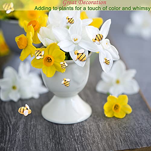 CCOZN 40 Pieces Tiny Resin Bees,Tiny Resin Garden Bumblebees Embellishment Bee Decors with Box DIY Wreath Bees Decoration for DIY Crafts Scrapbooking Party Home Decor