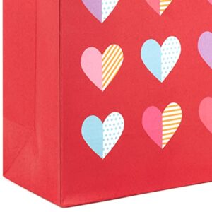 Hallmark Valentine's Day Assorted Size Gift Bags (8 Bags: 3 Small 6", 3 Medium 9", 2 Large 13") Hearts and Stripes