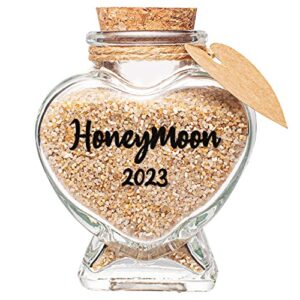 honeymoon sand keepsake jar 2023，bridal shower gift, wedding gift, engagement gift, honeymoon gift, travel gift for couples, newlywed, fiance(gift box includes) – 40ml glass – heart shape card