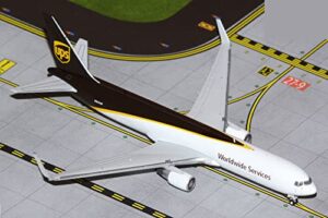 geminijets gjups1918 ups boeing 767-300f n322up; scale 1:400