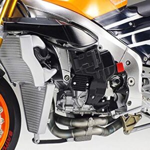 TAMIYA 14130 1/12 Repsol Honda RC213V '14 Motorcycle Plastic Model Kit