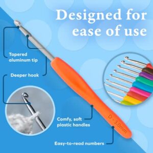 BeCraftee Crochet Hooks Kit - 12 Piece Set Extra-Long Crocheting Needles with Soft, Ergonomic Rubber Grips and 12 Hook Sizes - Knitting & Crochet Supplies for Beginners, Comfortable/Easy to Use