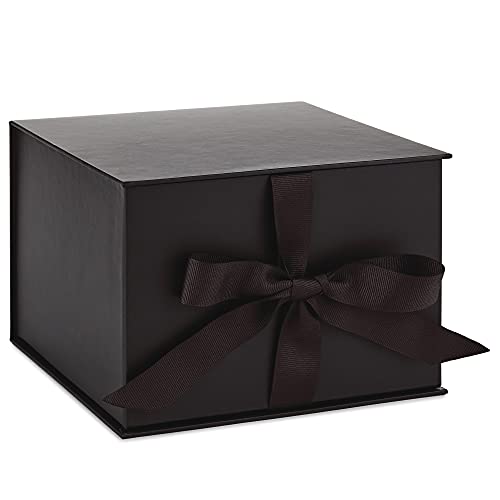 Hallmark 7" Large Black Gift Box with Lid and Shredded Paper Fill for Christmas, Hanukkah, Fathers Day, Graduations, Weddings, Birthdays, Grooms Gifts, Engagements, 1 Count (Pack of 1)