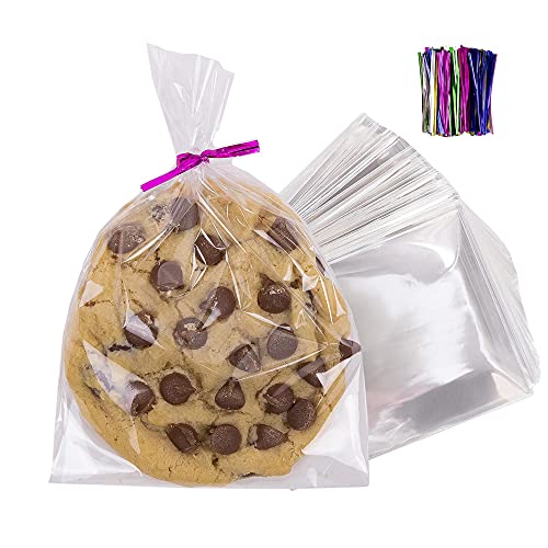 200 pack Clear Plastic Cellophane Bags 4x6 Goodie Bags Cookie bags | Candy Bags | Treat Bags with Ties | Clear Gift Bags with 4” Twist Ties!