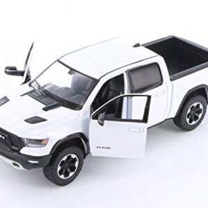 Showcasts 2019 Dodge Ram 1500 Crew Cab Rebel Pickup Truck, White 79358W - 1/24 Scale Diecast Model Toy Car