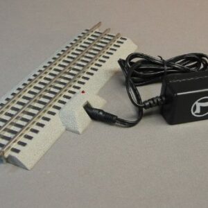 LIONEL O GAUGE FASTRACK 10 STRAIGHT POWER SUPPLY Station PACK RC LIONCHIEF SYSTEM track Model: