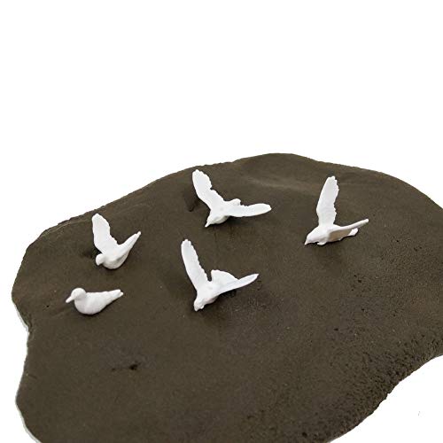 CWBPING 24pcs Model Train Railway Plastic Birds Small Figure Toy Model Dove Bird of Peace 1:75 Scale OO