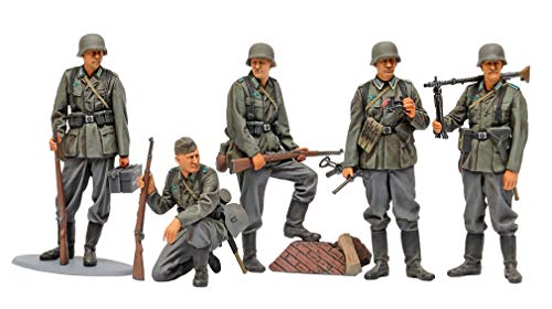 Tamiya 35371 1/35 German Infantry Set Mid WWII