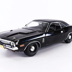 1970 Challenger R/T 426 HEMI The Black Ghost Black with White Tail Stripe 1/18 Diecast Model Car by Greenlight 13614