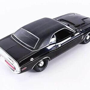 1970 Challenger R/T 426 HEMI The Black Ghost Black with White Tail Stripe 1/18 Diecast Model Car by Greenlight 13614