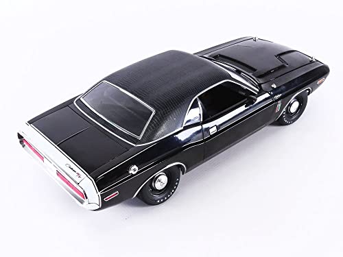 1970 Challenger R/T 426 HEMI The Black Ghost Black with White Tail Stripe 1/18 Diecast Model Car by Greenlight 13614