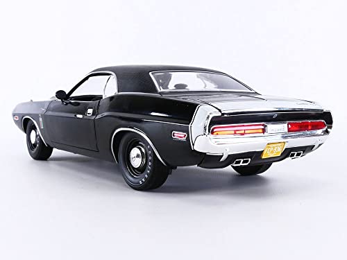 1970 Challenger R/T 426 HEMI The Black Ghost Black with White Tail Stripe 1/18 Diecast Model Car by Greenlight 13614