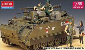 1:35 m113a1 a.p.c vietnam model kit