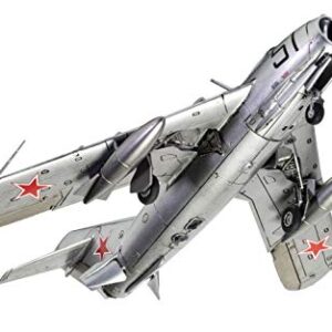 Airfix Mikoyan-Gurevich MiG-17F Fresco 1:72 Military Aviation Plastic Model Kit A03091