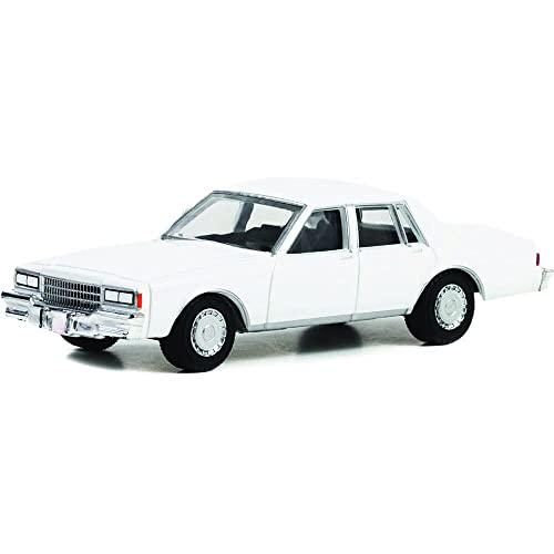 Greenlight 43005-N Hot Pursuit - 1980-90 Chevy Caprice Police Cruiser - White 1:64 Scale Diecast