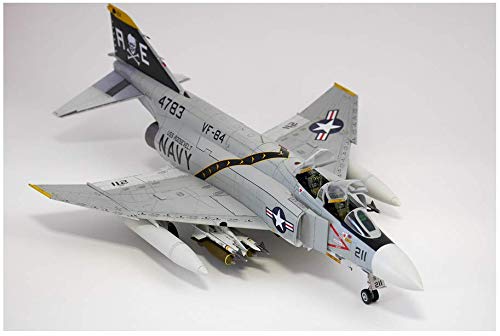 1/48 USN F-4J VF-84 Jolly Rogers 12305 with 3 Lifelike Pilot Figures - Plastic Model Kit