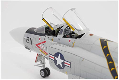 1/48 USN F-4J VF-84 Jolly Rogers 12305 with 3 Lifelike Pilot Figures - Plastic Model Kit