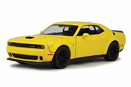 Motor Max 2018 Dodge Challenger SRT Hellcat Widebody, Bright Yellow 79350YL - 1/24 Scale Diecast Model Toy Car